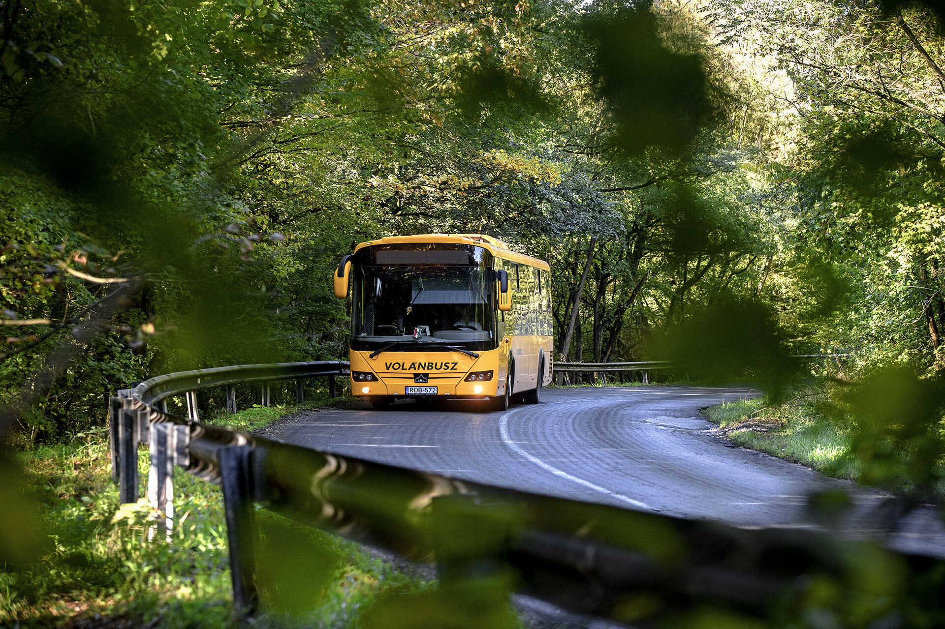 Most már valós időben követhető az ország összes Volánbusza a Google Térképen