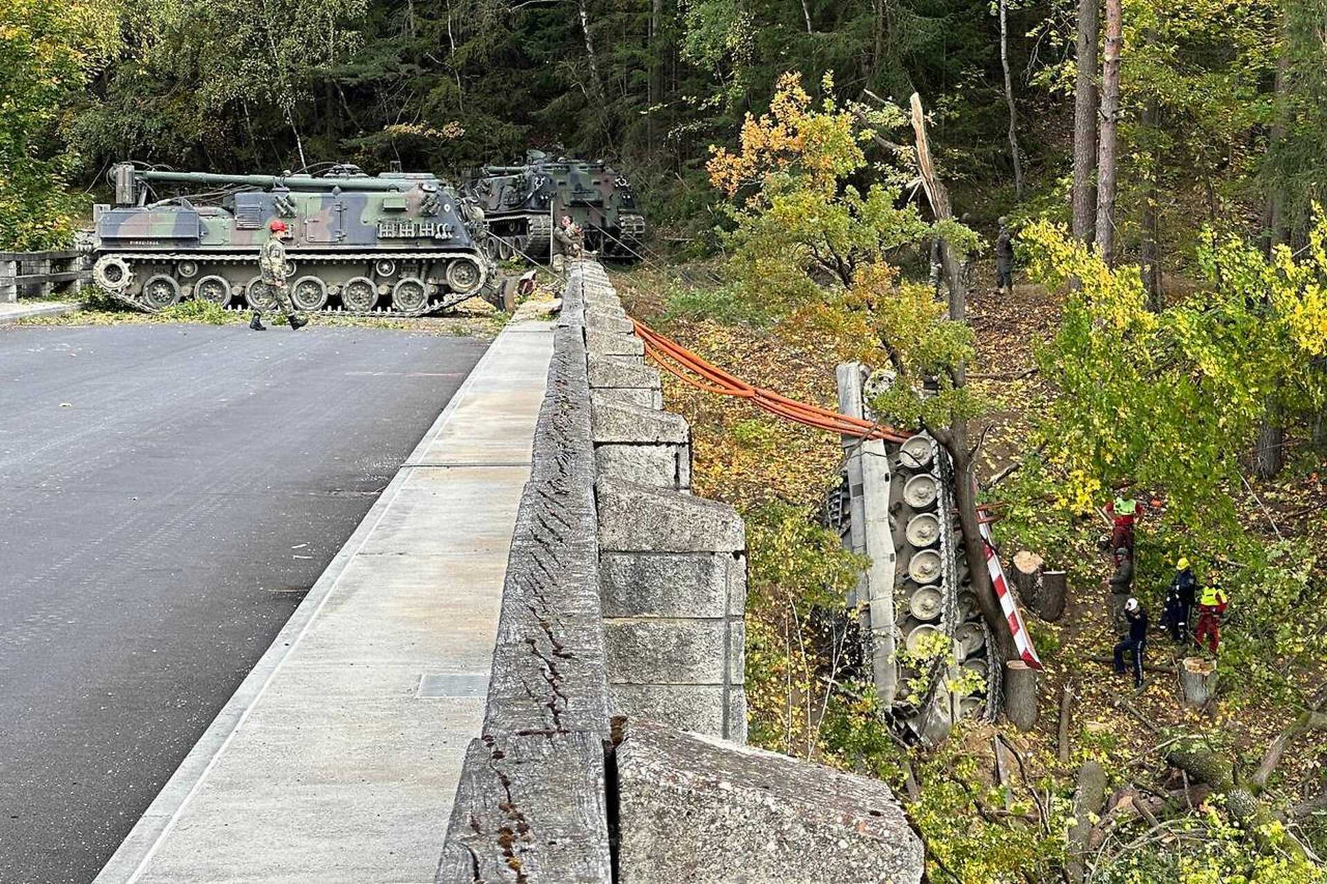 Egy zuhanó tankban lelte halálát az osztrák őrmester