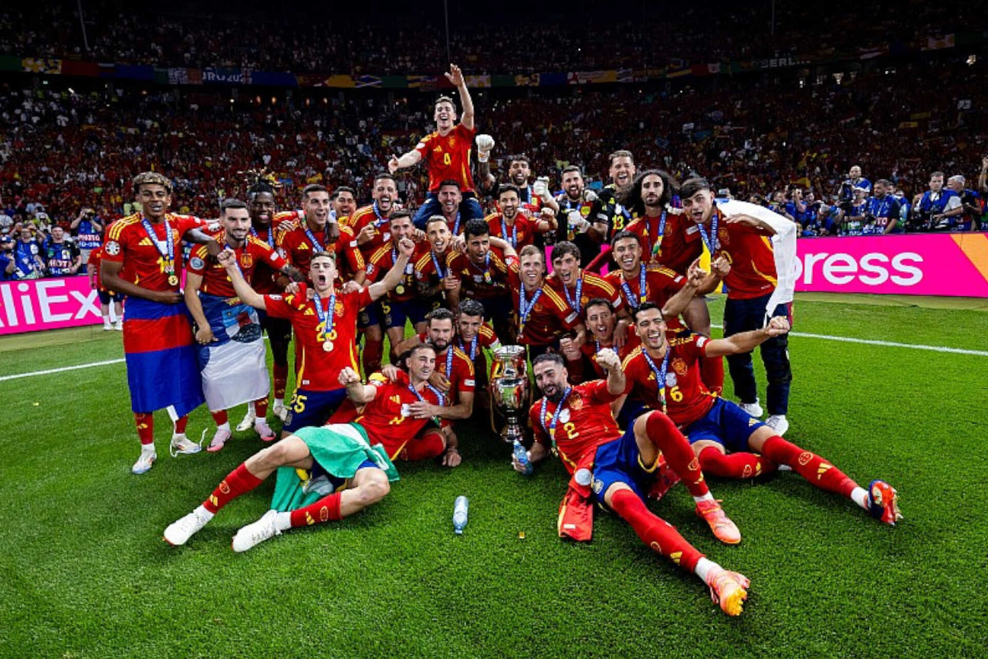 Így vált a spanyol válogatott az európai futball egyeduralkodójává