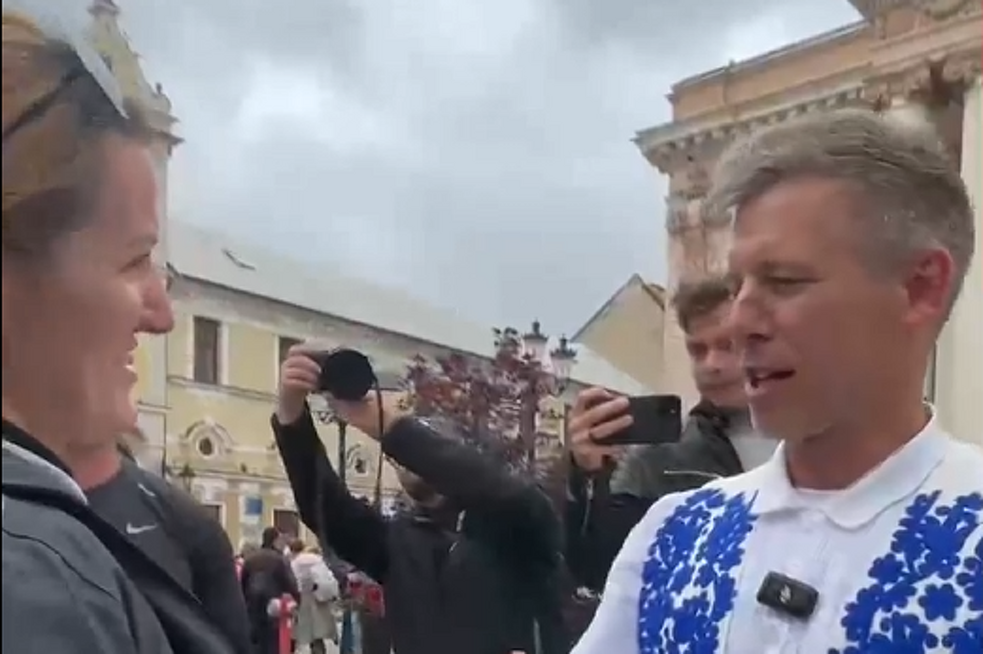 Ha a Rubicont nem is, az országhatárt már átlépte Magyar Péter