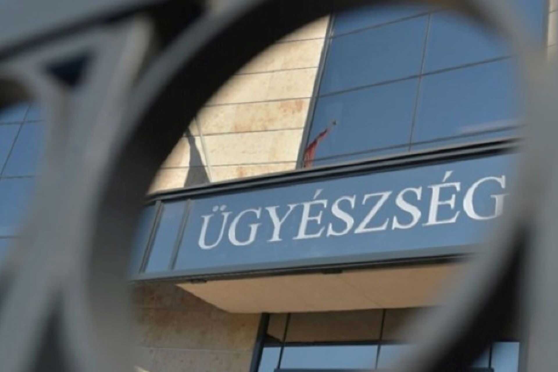 Arcon ütötte az orvosi asszisztenst és 305 ezeres kárt okozott a ...