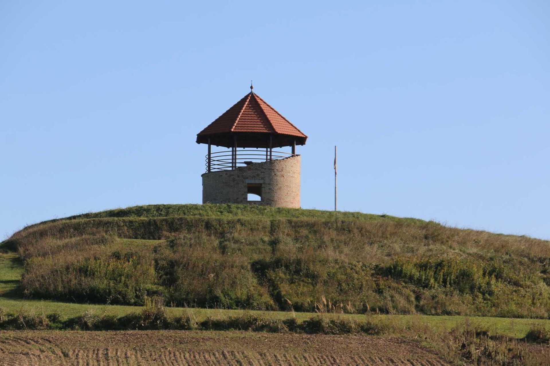 Látogatási tilalmat rendelt el a bögötei polgármester az István-hegyi ...