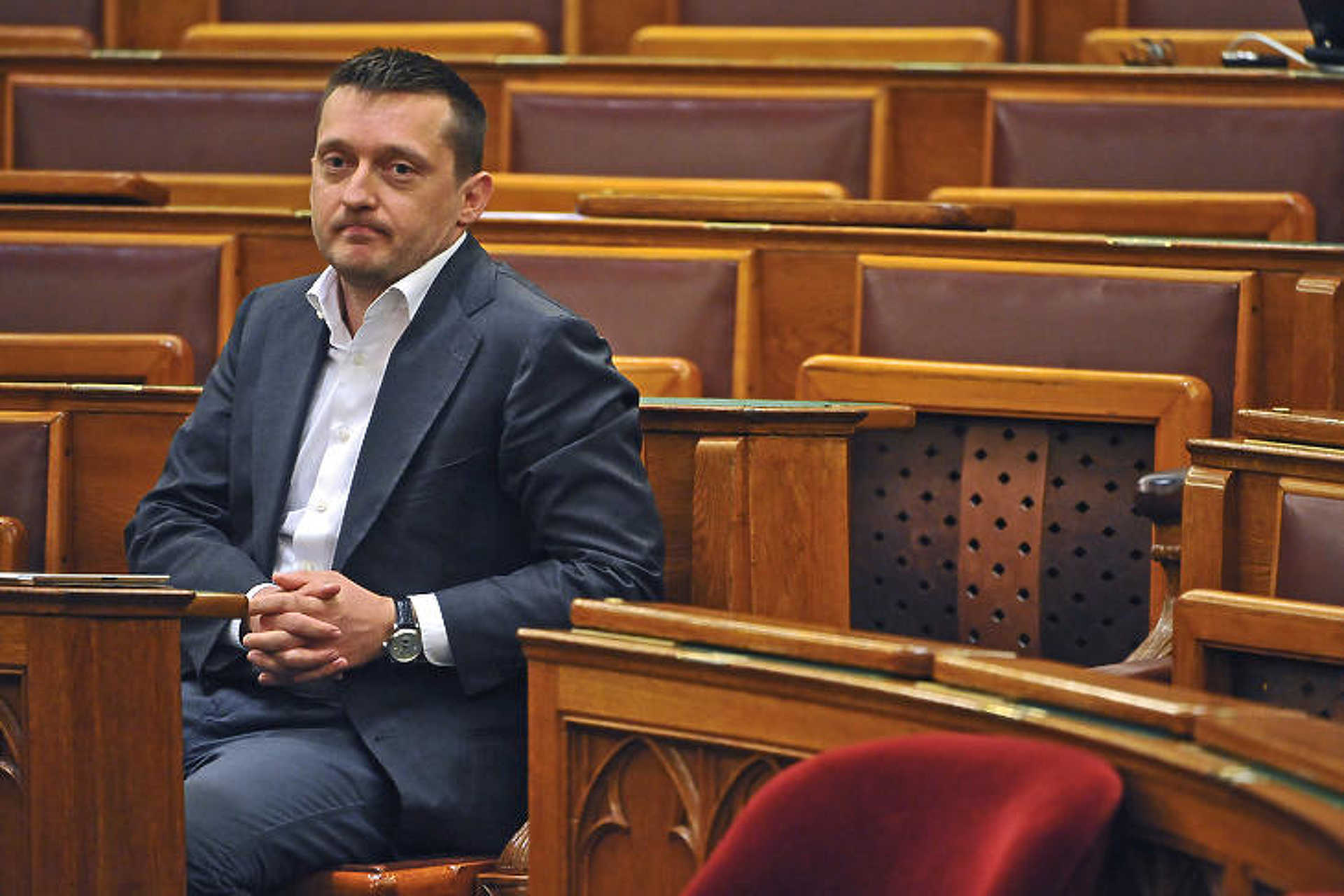 Feljelentette Rogánékat Hajnal Miklós