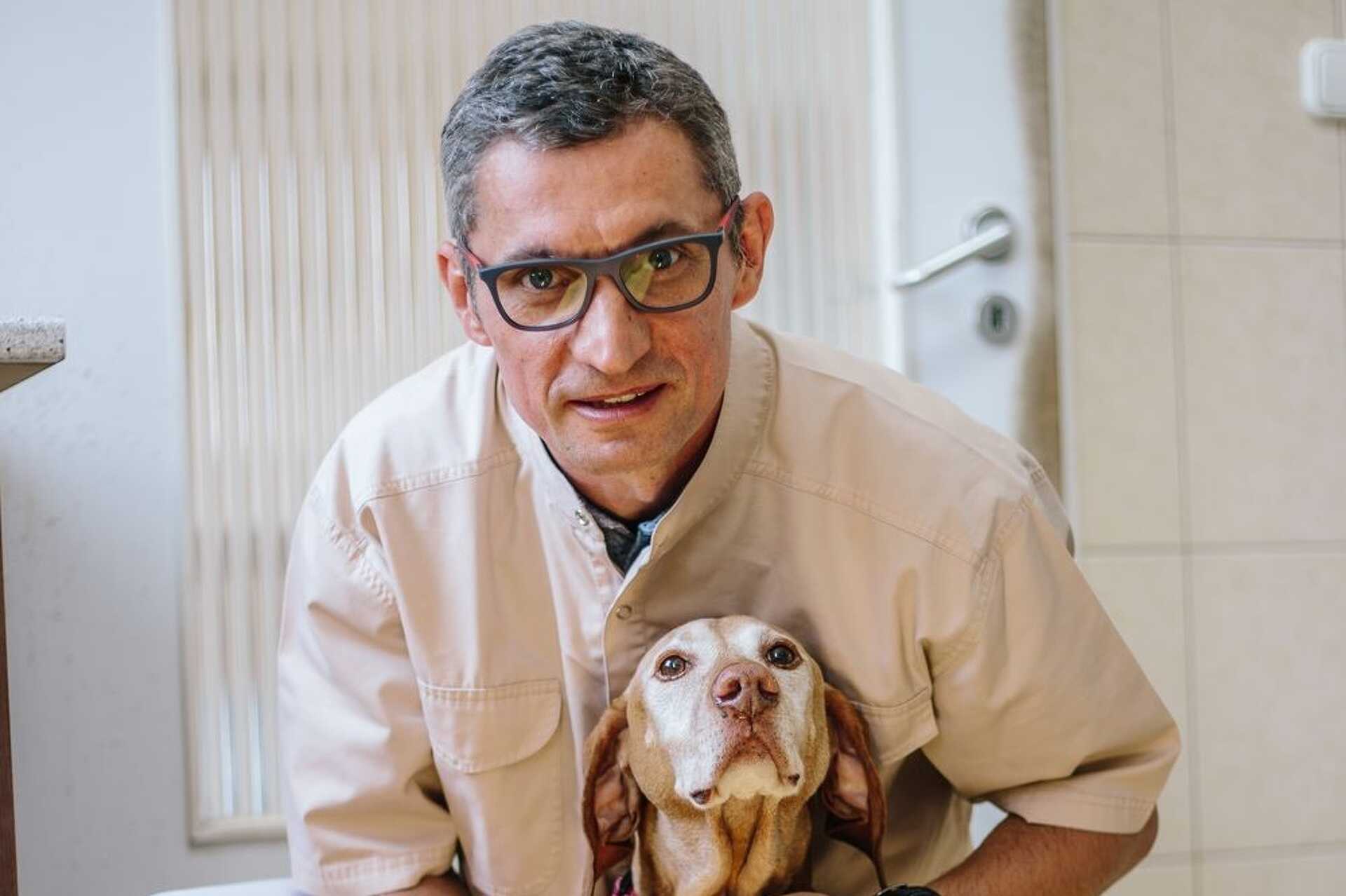 „Fel kell készülnöm a kerekesszékes életre” – hamarosan hazatérhet ...