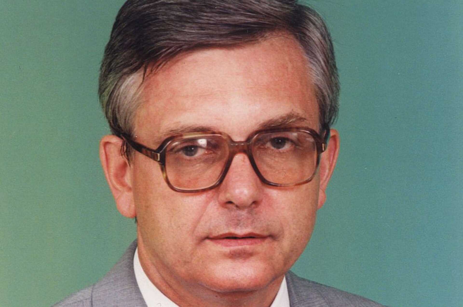 Meghalt Duray Miklós