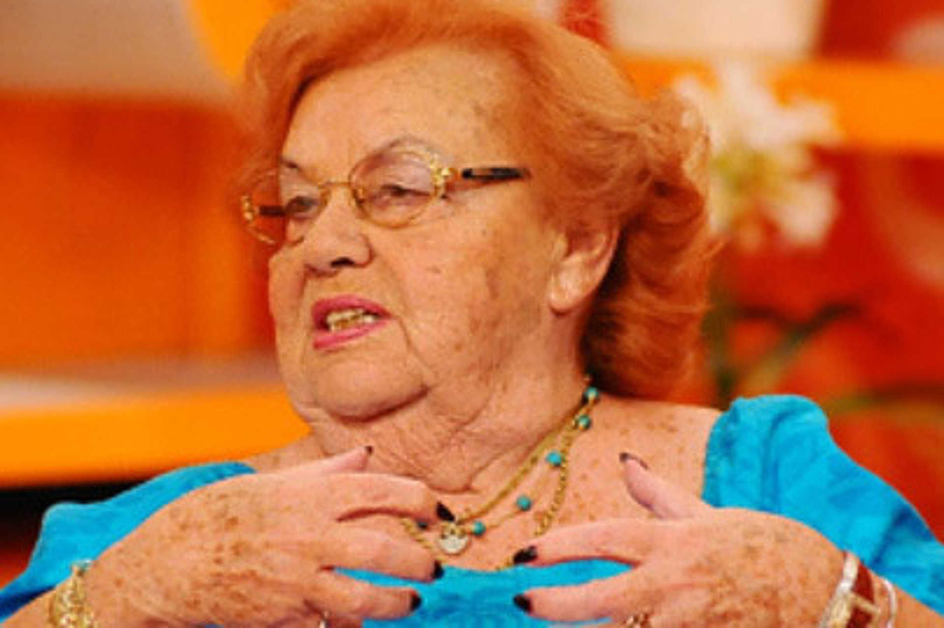 Elhunyt Lorán Lenke