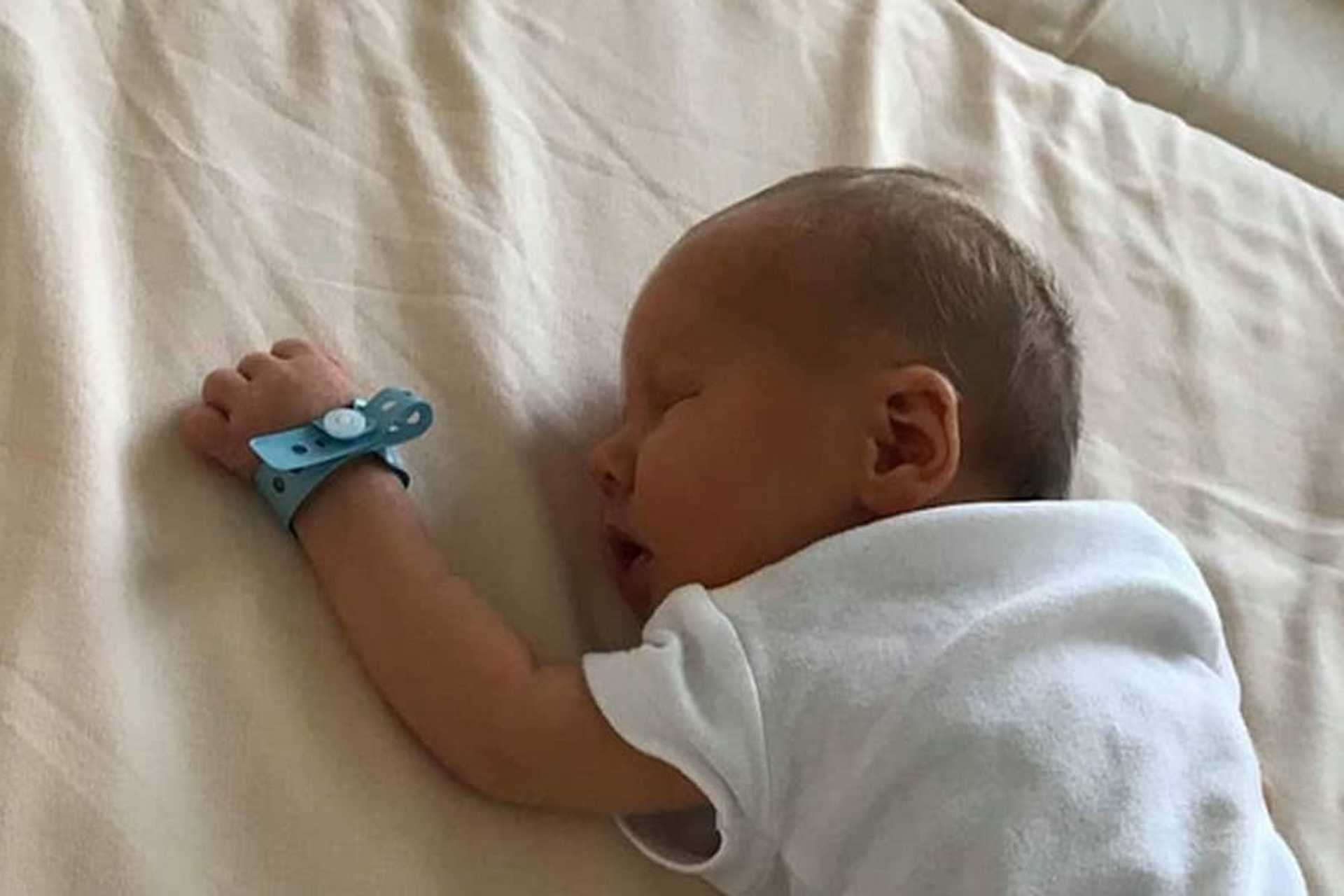 Gratulálunk Edvi Henriettának: a szombathelyi színésznőnek kisfia született