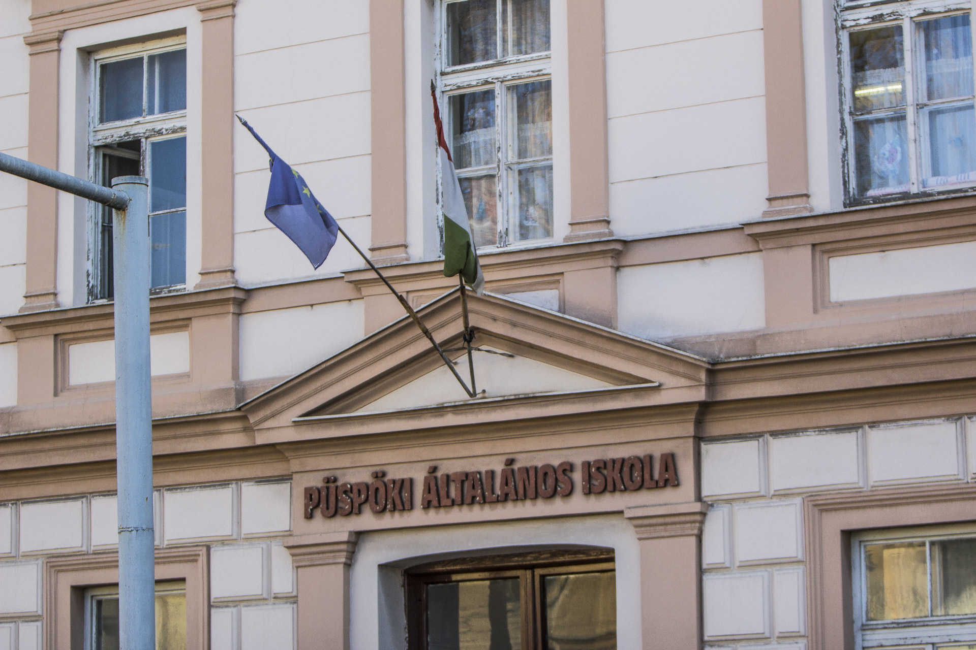 Fűtés sincs a szombathelyi Aréna óvoda átmeneti épületében, dolgoznak a ... Fűtés sincs a szombathelyi Aréna óvoda átmeneti épületében, dolgoznak a ...