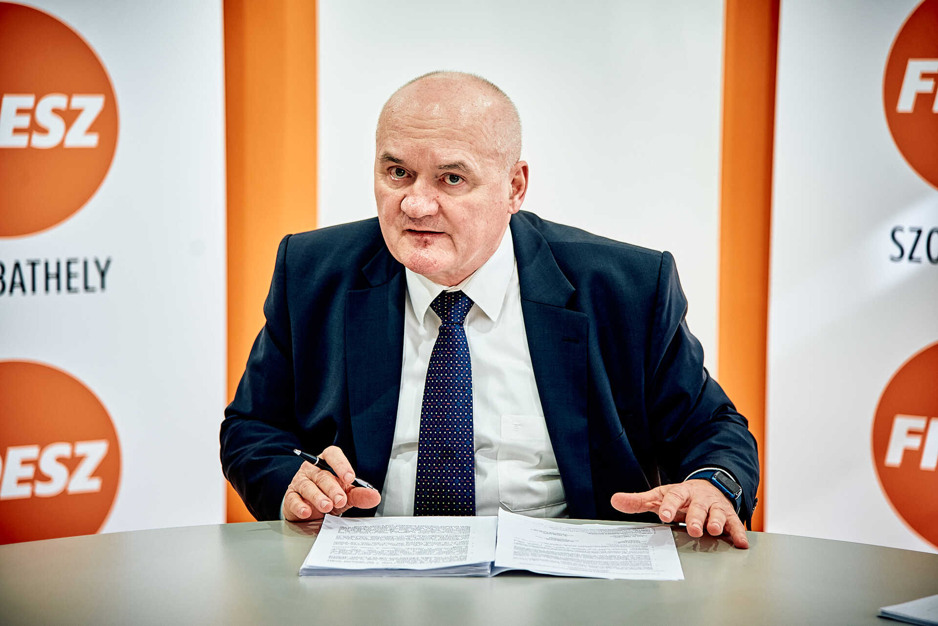 Hende Csaba: A svéd és a finn politikai szereplők élen járnak a ...
