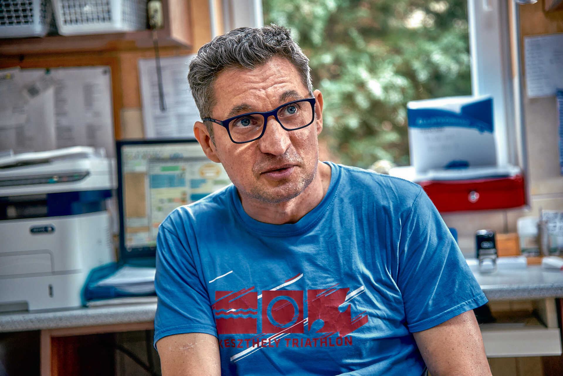 Három év után újra autót vezet Varjú Gábor, Szombathely elismert ...