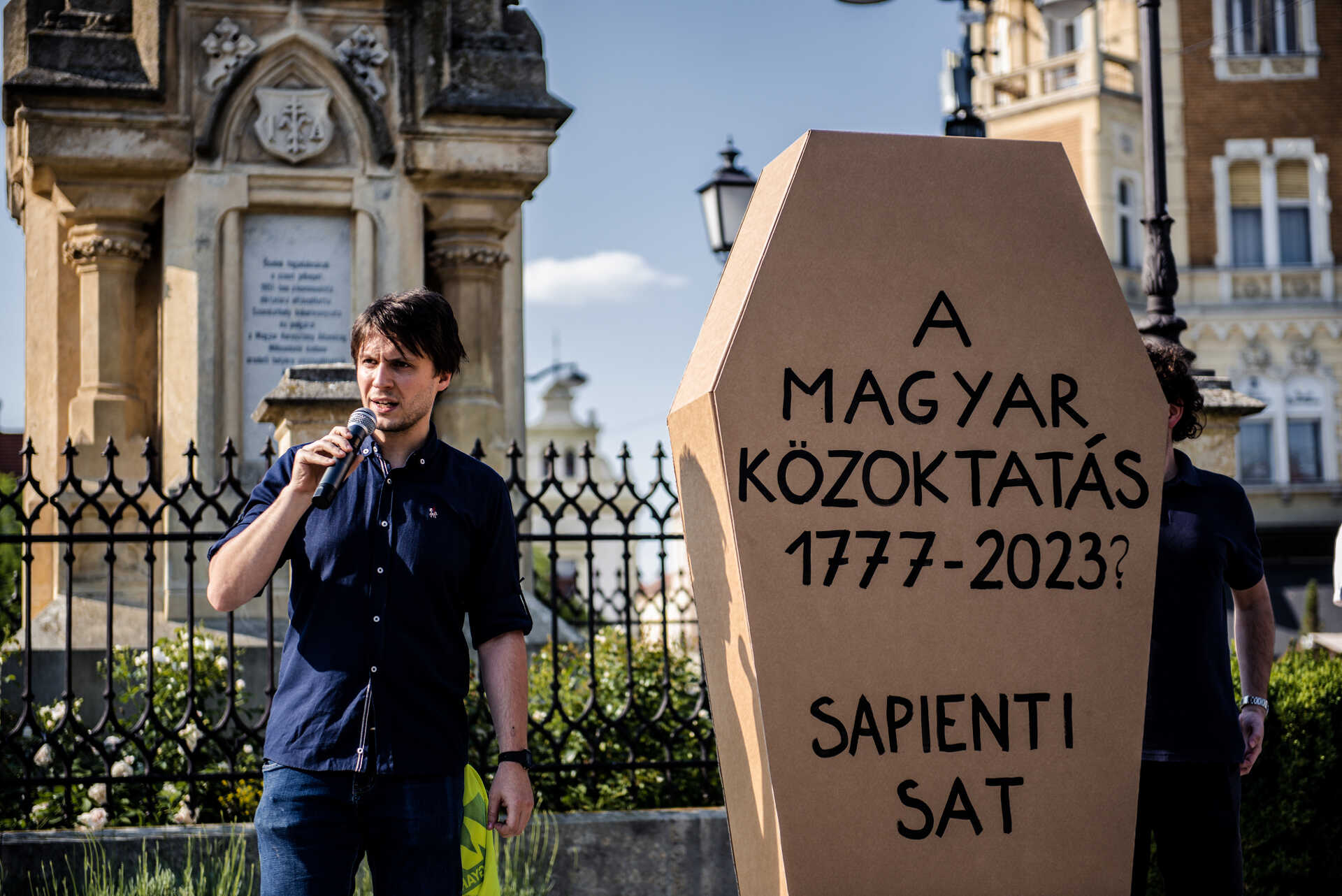 Az aHang és az Egységes Diákfront alternatív népszavazásra készül