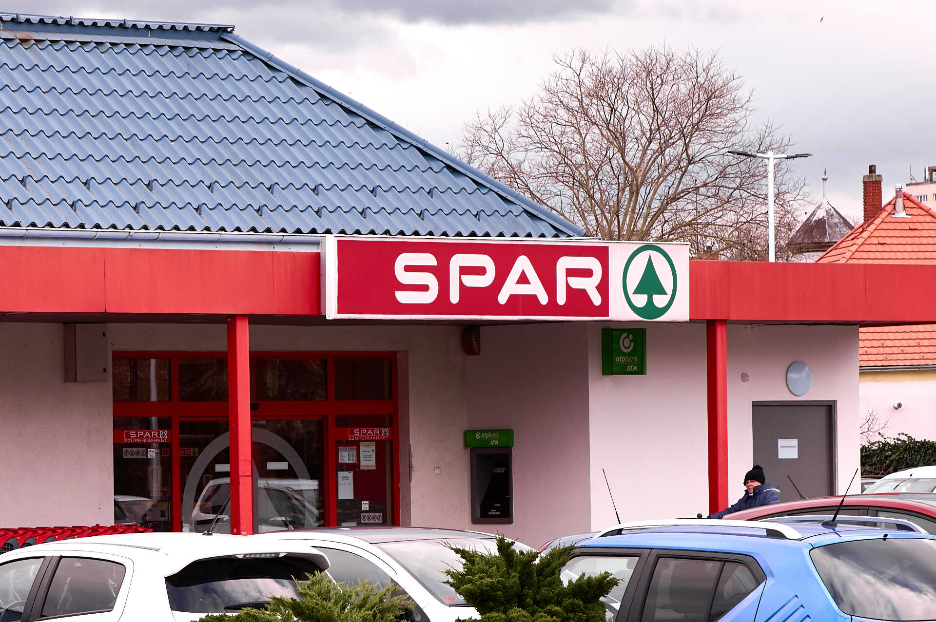 1,5 milliárdot bukik havonta a Spar az árrésstopon, komolyabb lépésekre ...