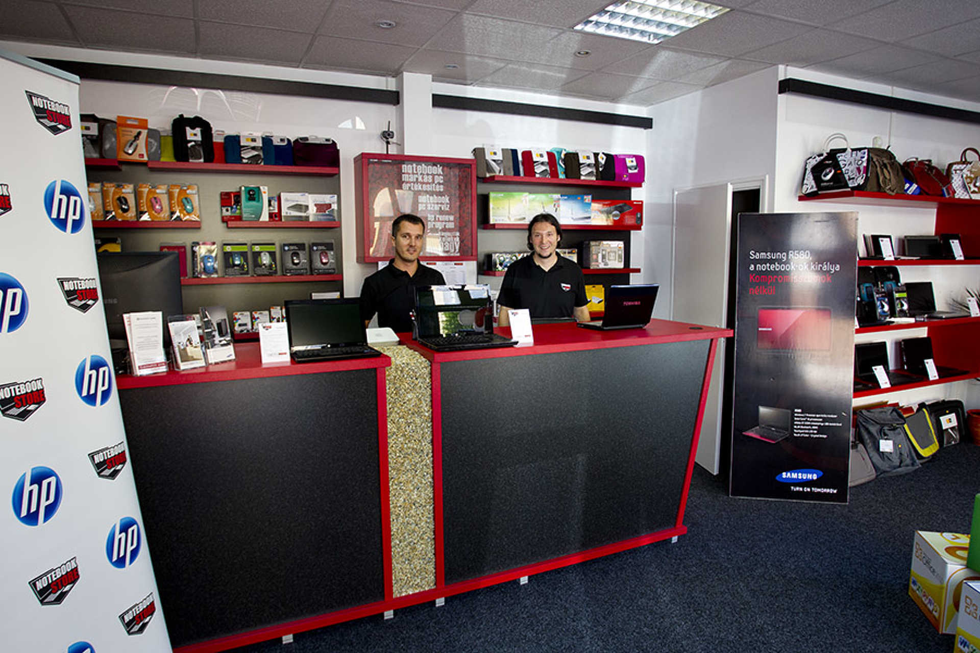 Új Notebook Store Szombathelyen