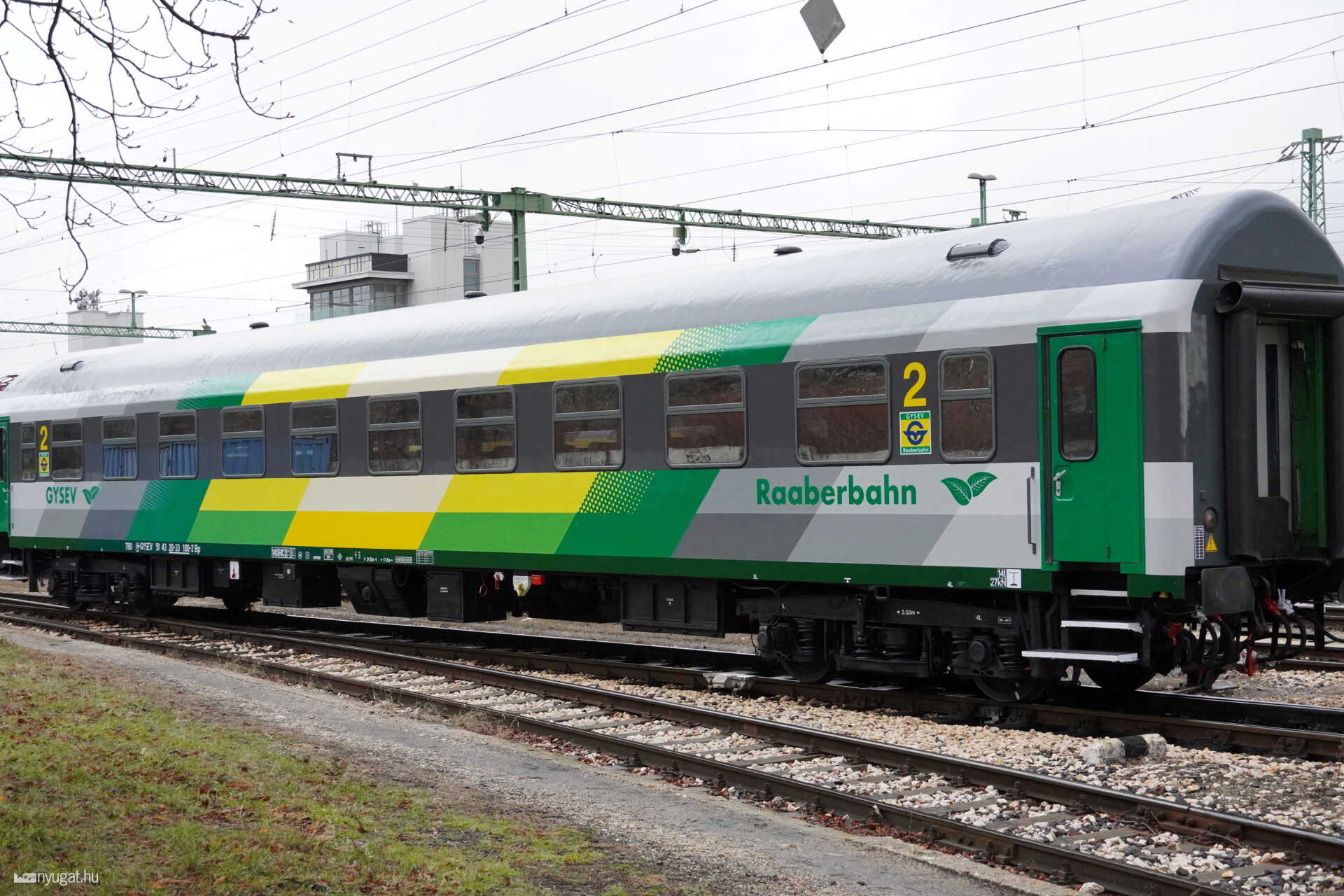 Környezetkímélőbb eljárással modernizálja járműveit a GYSEV