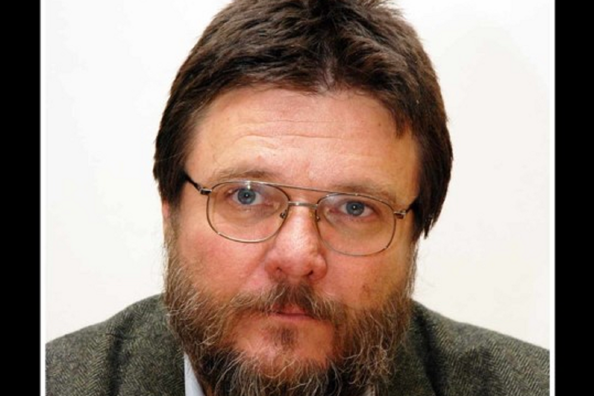 Elhunyt Csapó Tamás, nyugalmazott egyetemi magántanár