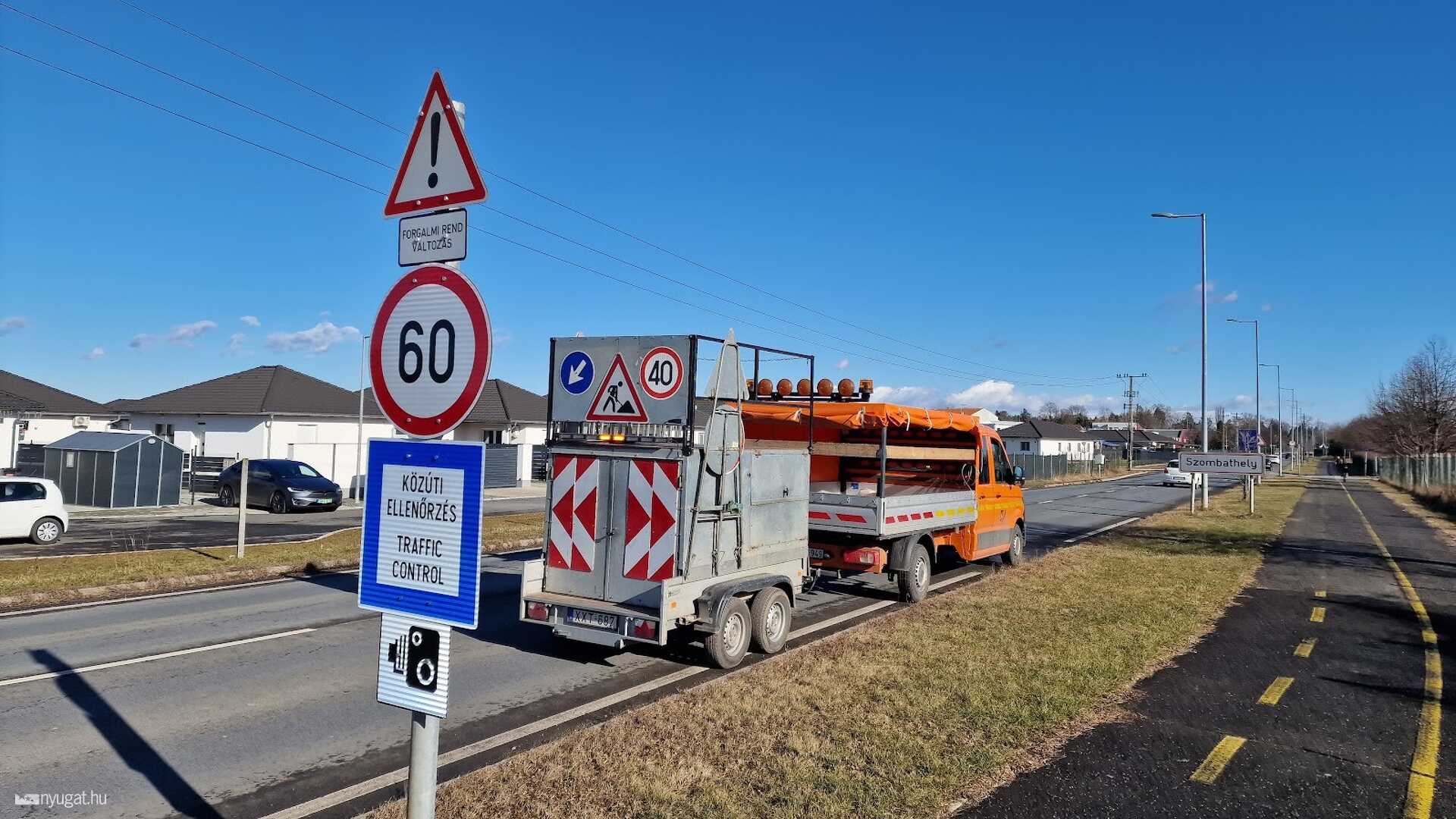 Kihelyezték a táblákat, már mérhet a traffipax az új TrafiBox-ból ...