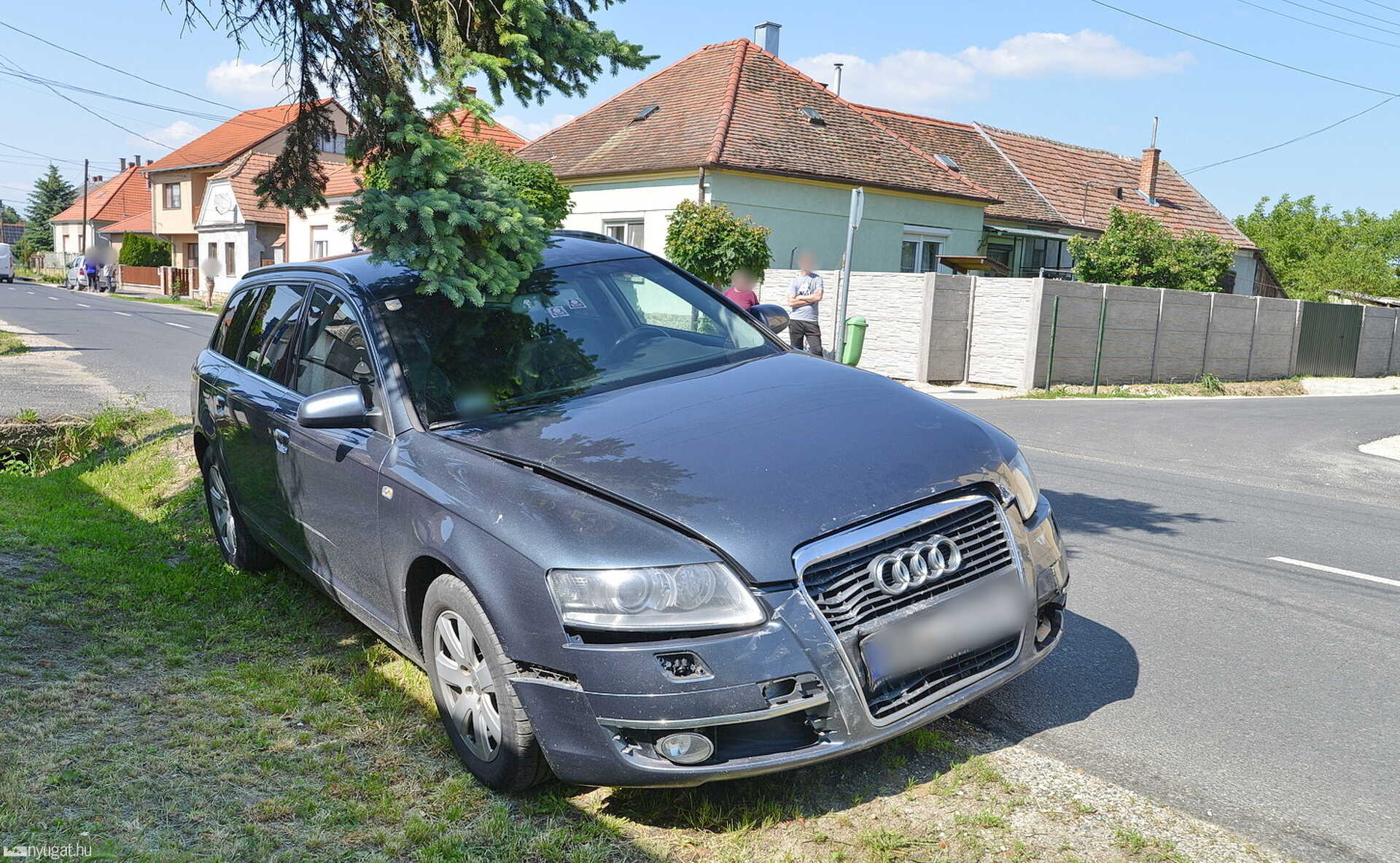 Ne hívj rendőrt, egy hónap múlva kapom vissza a jogsit - kérte a VW ...