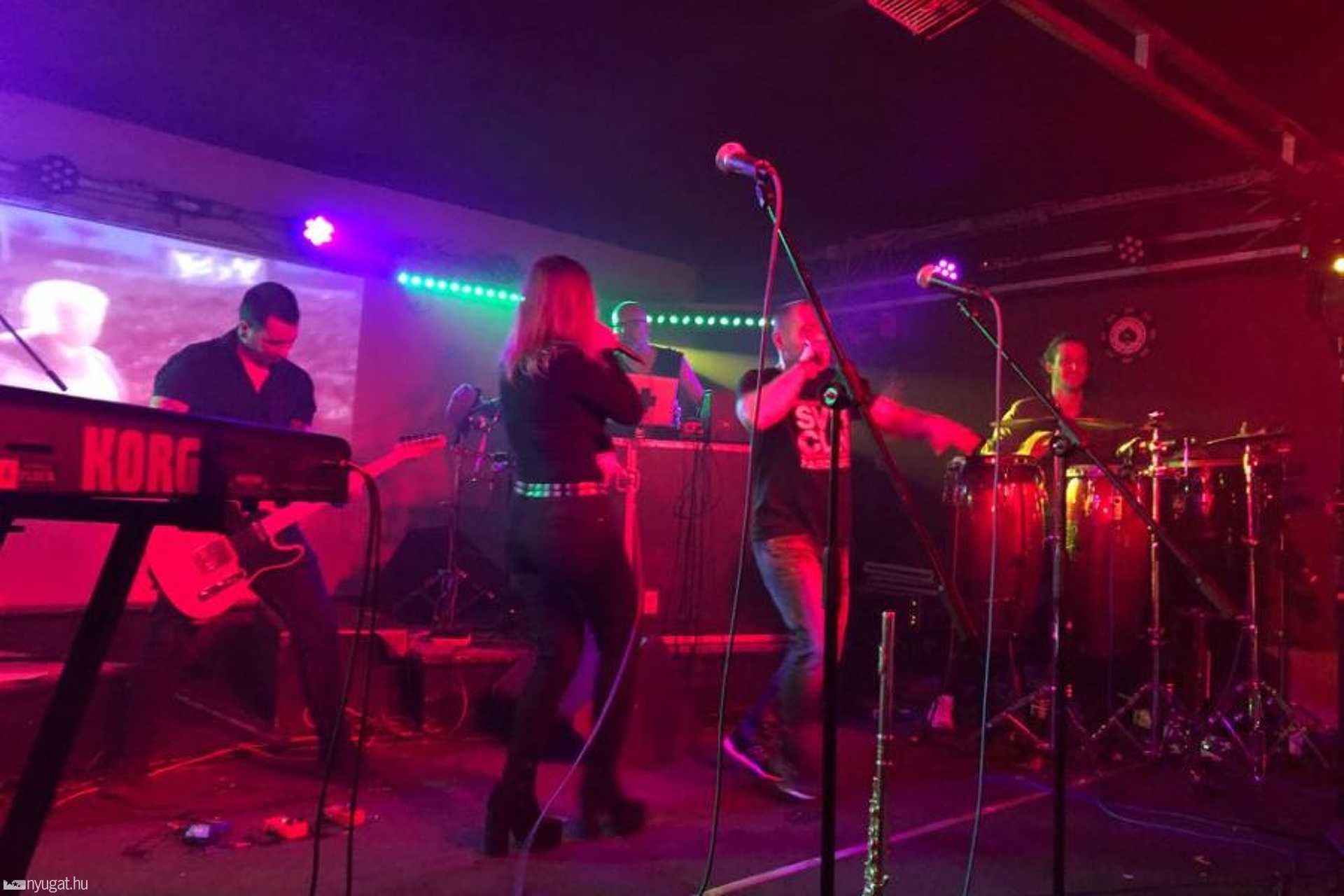 Dübörög a 25 éves Anima Sound System a Végállomásban