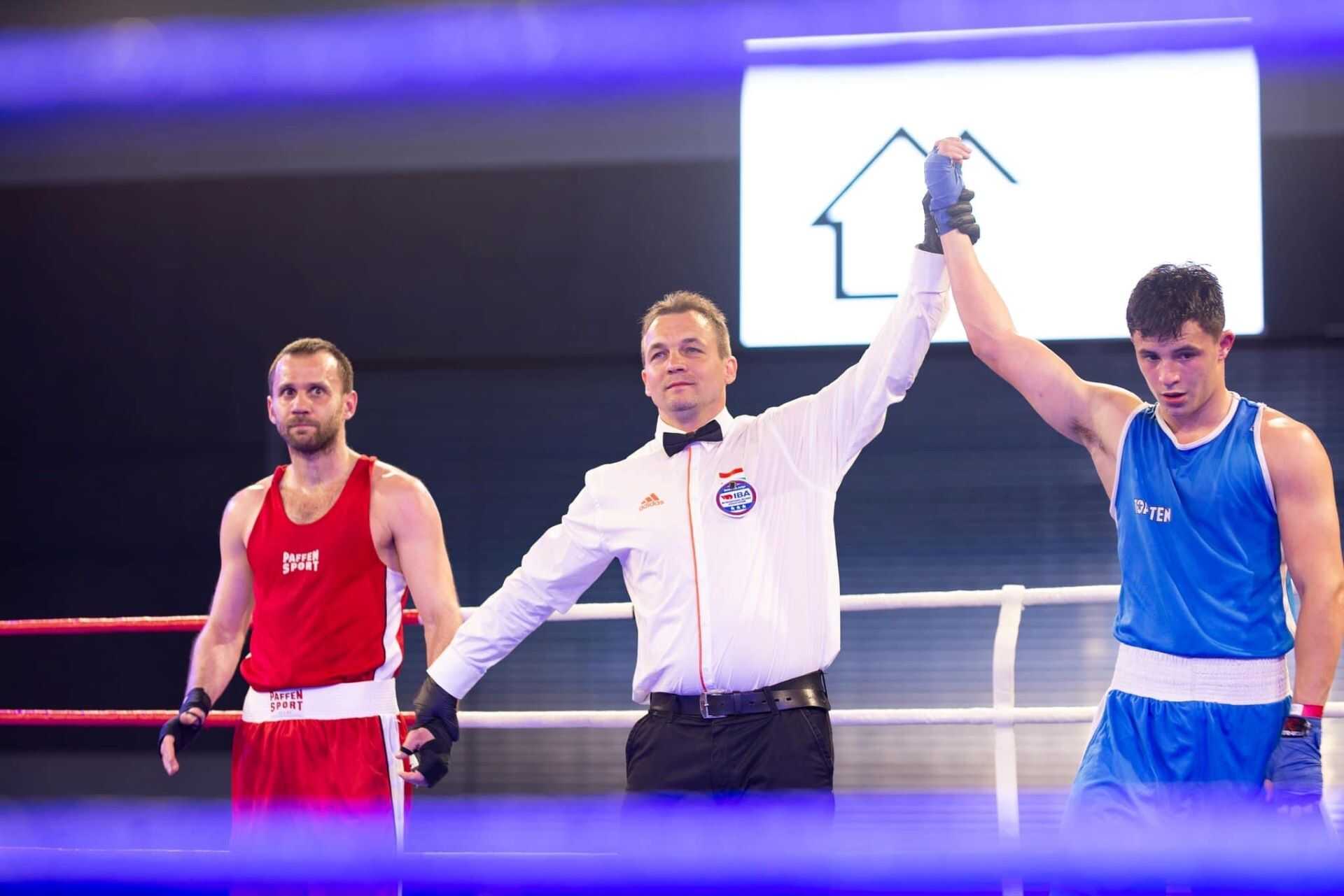 A kőszegi Fitt-Box Ökölvívó Egyesület versenyzője Indiában bunyózott