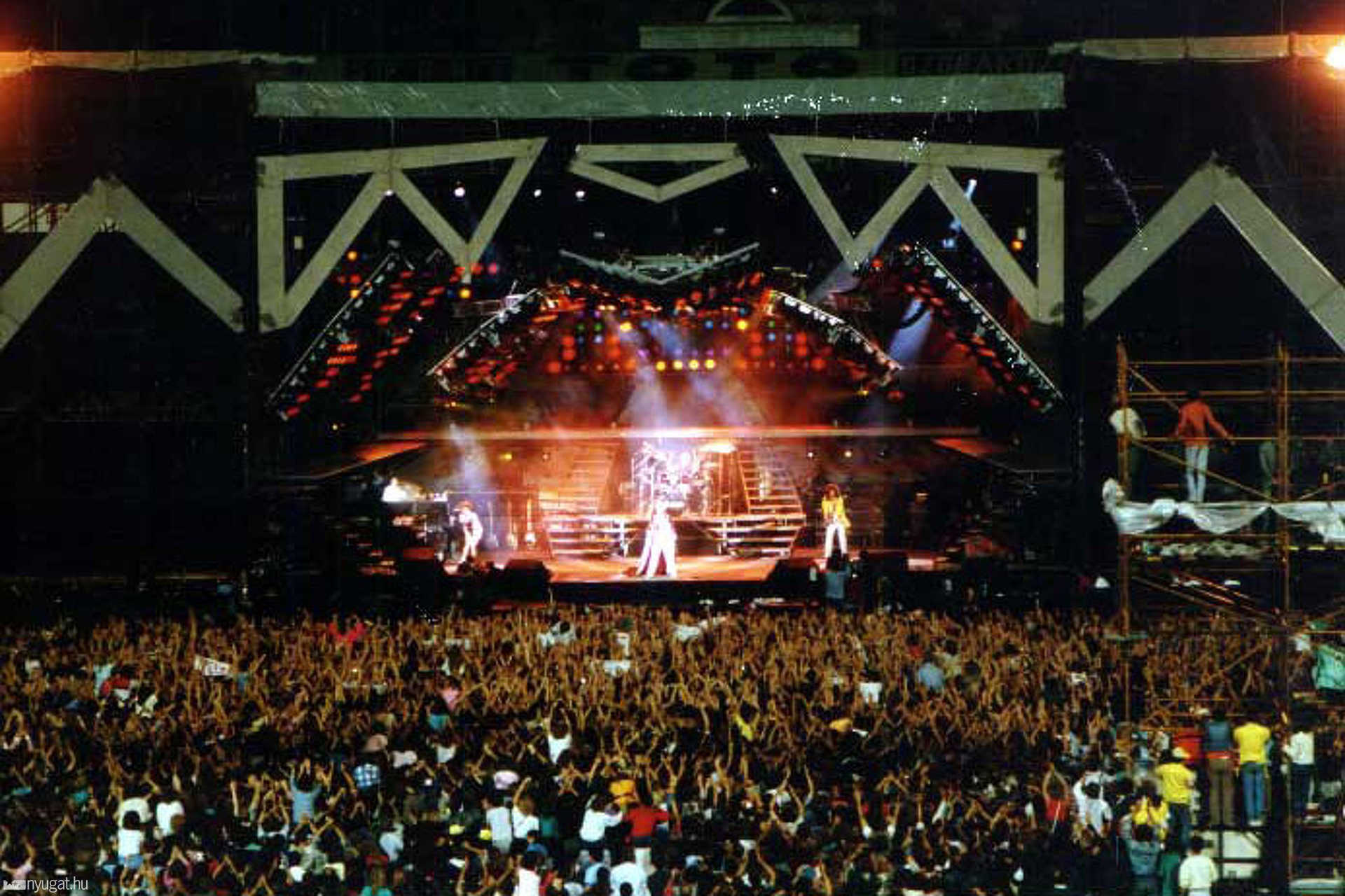 Harminc éve volt a legendás budapesti Queen-koncert