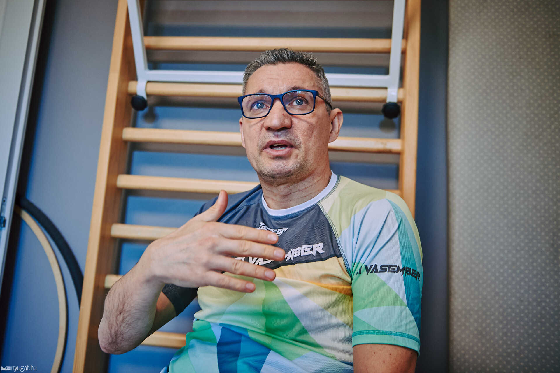 „Haladunk előre!” – Megvan az esélye, hogy újra vezessen a súlyos ...