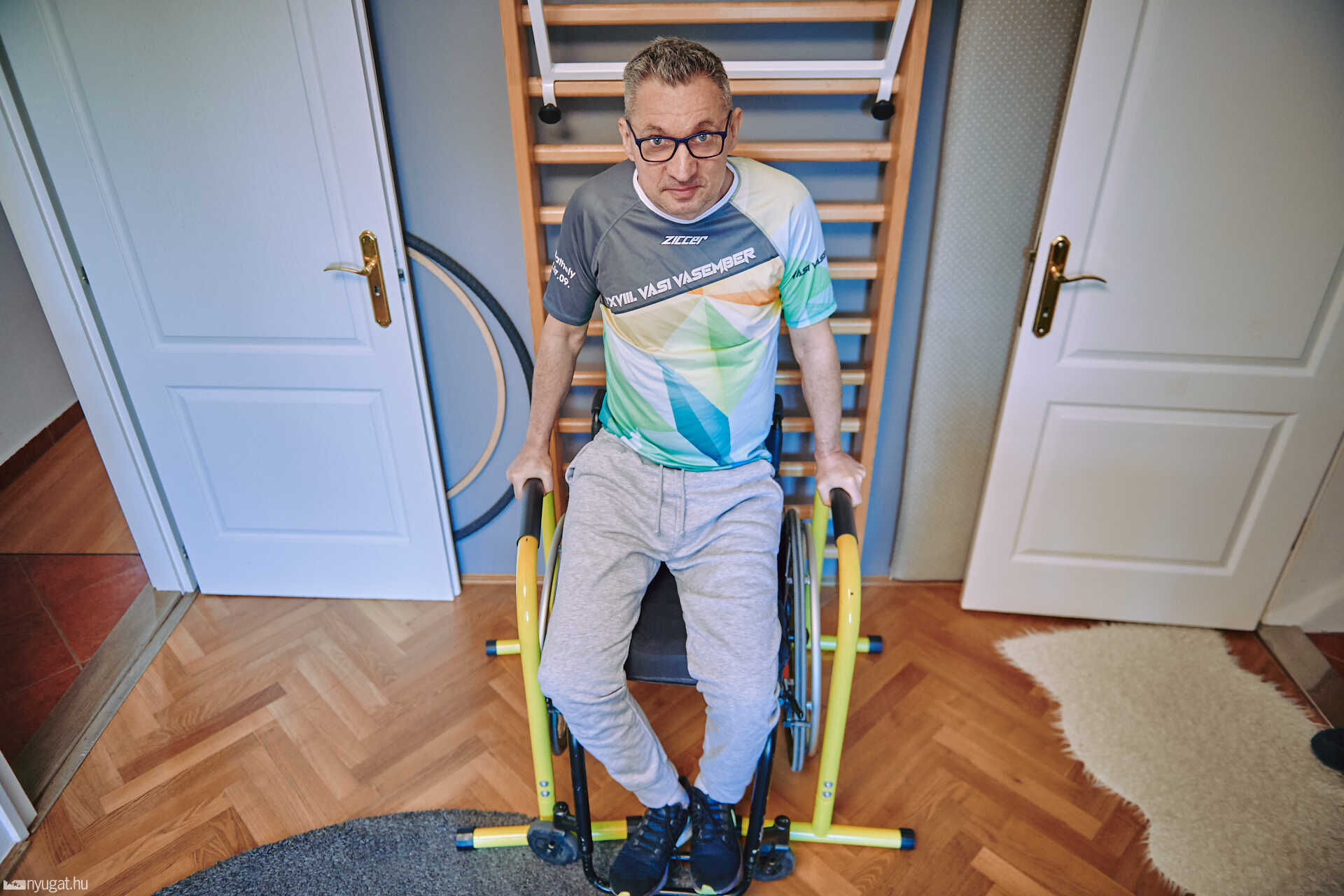 „Haladunk előre!” – Megvan az esélye, hogy újra vezessen a súlyos ...