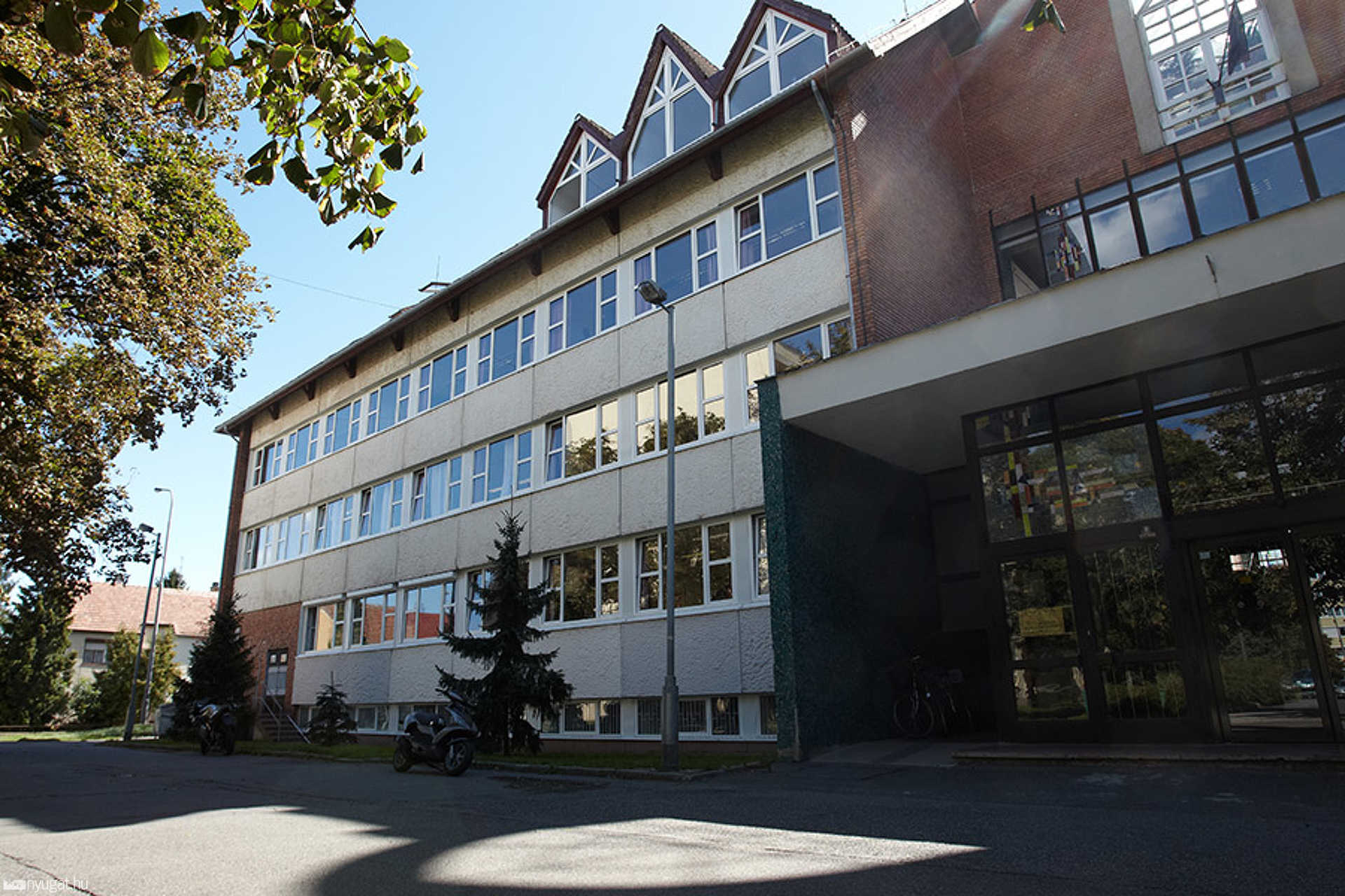 A Bolyai a 7. legjobb vidéki gimnázium a HVG listáján